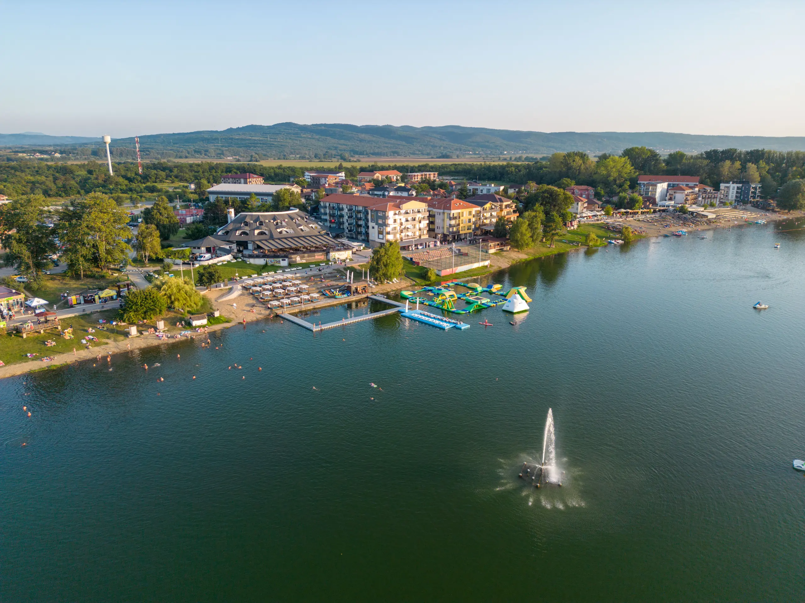Srebrno jezero – "Srpsko more" idealno za letnji odmor